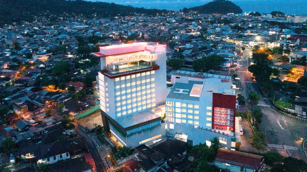 The ZHM Premiere Padang, Padang (updated prices 2025)