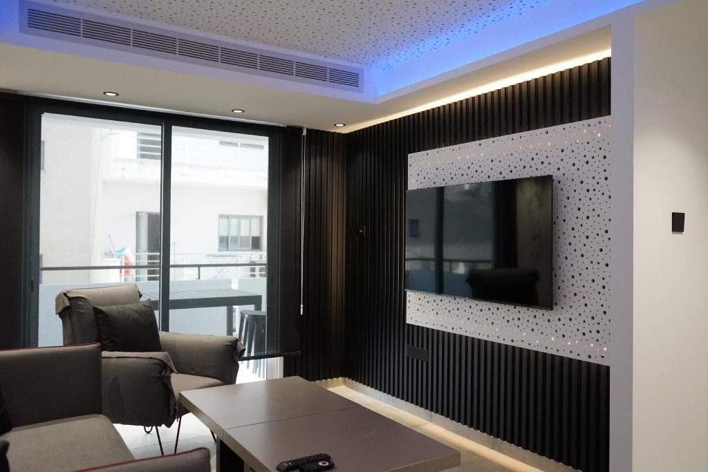 Mackenzie boutique apartment with pool, Larnaka (updated prices 2025)