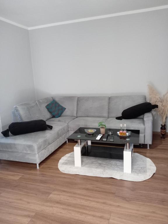 Stan na dan Ugljevik Centar, Ugljevik (updated prices 2025)