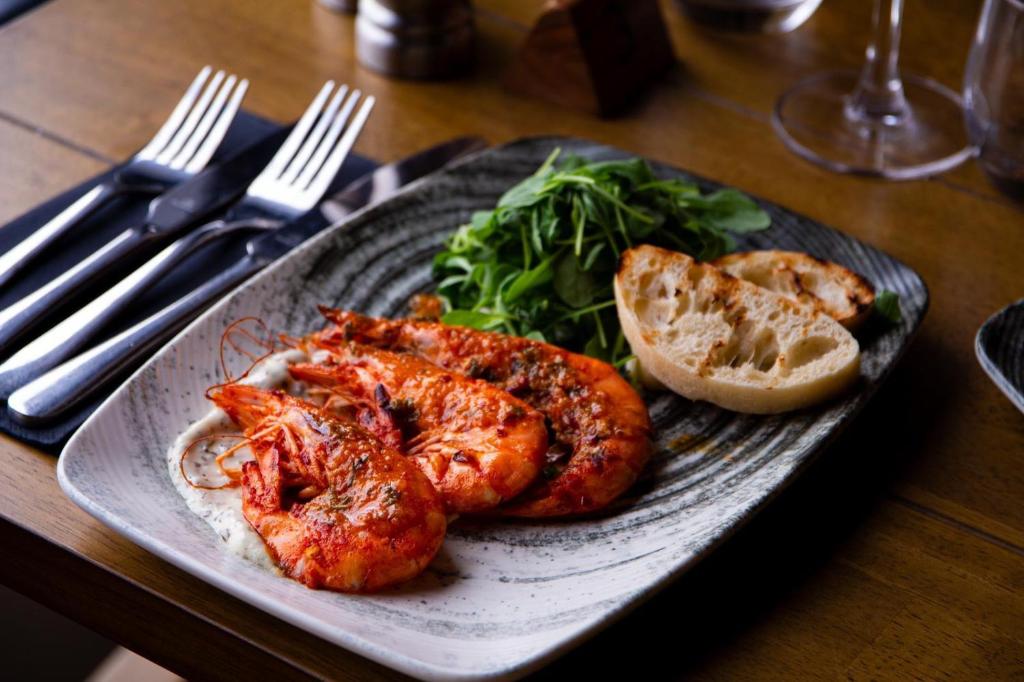 The Kings Head Inn, home of The Acle Steak, Acle (updated prices 2024)