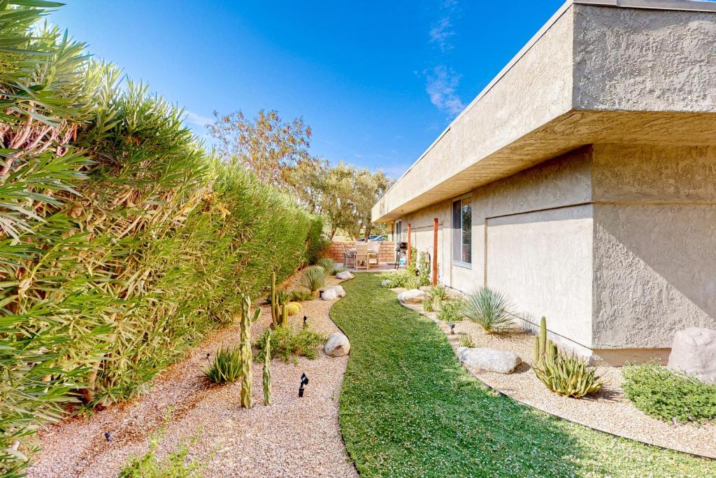 Cactus Path, Palm Springs (precios actualizados 2025)