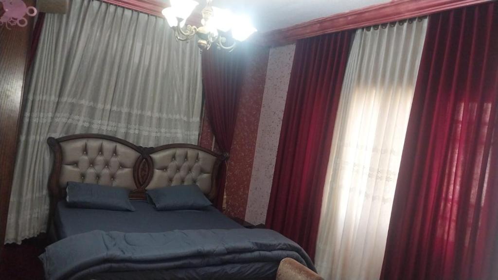 عمان, Rujm Maghghijhah (updated prices 2025)