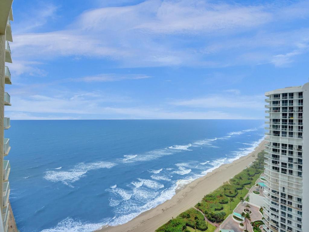 Ocean Views & Resort Amenities - WOW, Sunny Isles Beach (updated prices ...