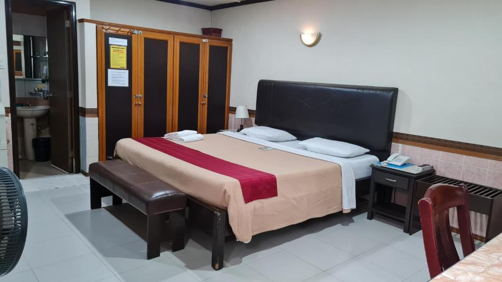 Tiger Hotel, Angeles (updated prices 2026)