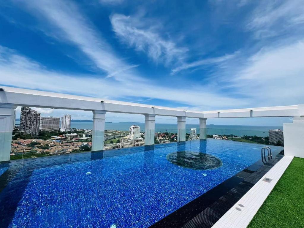 The Empire Tower Kim, Jomtien Beach (updated prices 2025)