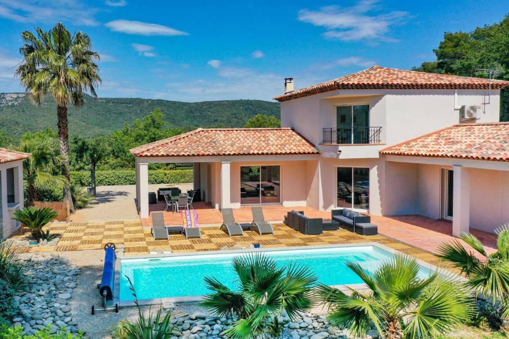 Villa Mathea by Villa Plus, Néoules (updated prices 2024)