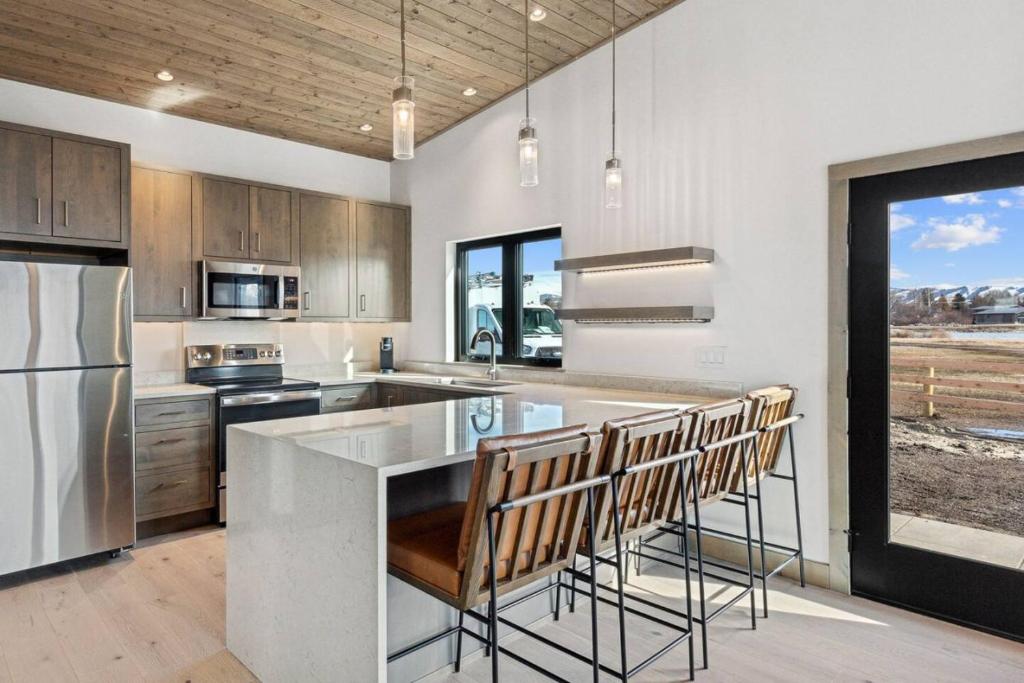 The Willow Suite Cabin, Hamilton (updated prices 2026)