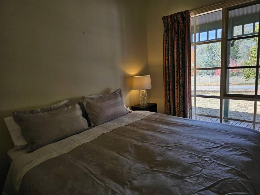 Gypsy Views, Swanpool (updated prices 2025)