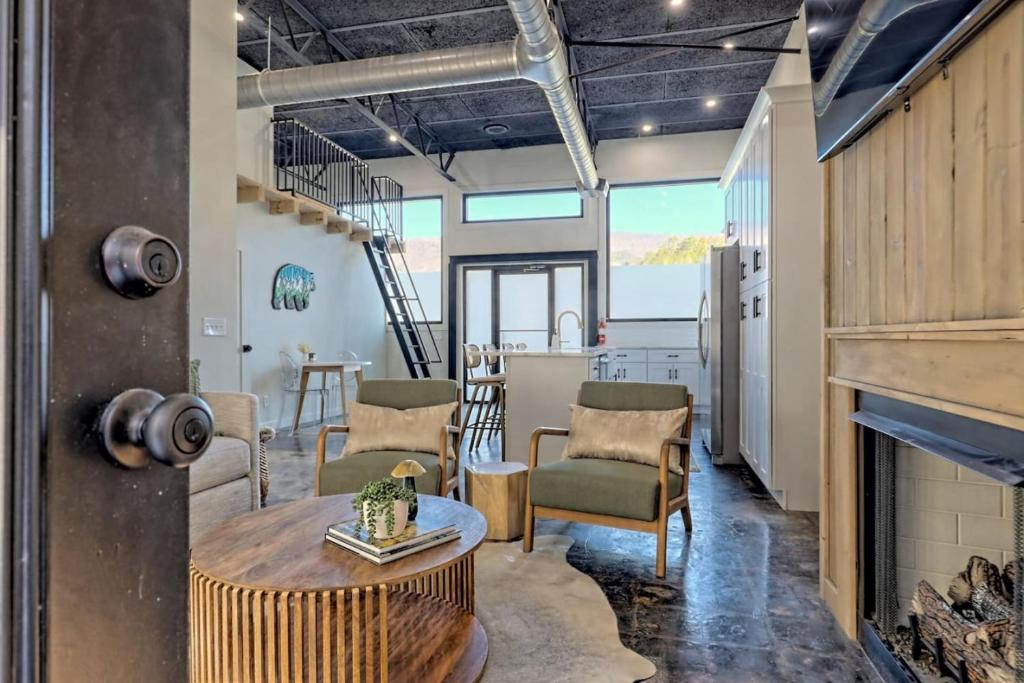 Downtown Clayton Charm Unit 4, Clayton (updated prices 2025)