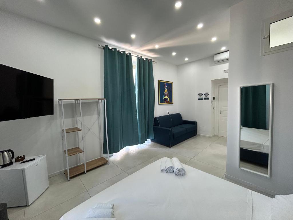 Enjoy rooms Naples, Naples (updated prices 2026)