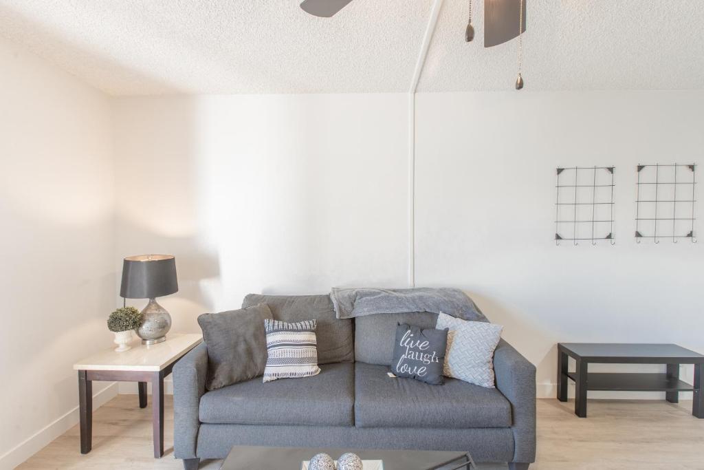 Downtown Phoenix 1 BR Apt Close to Major Hospitals and Chase Field ...