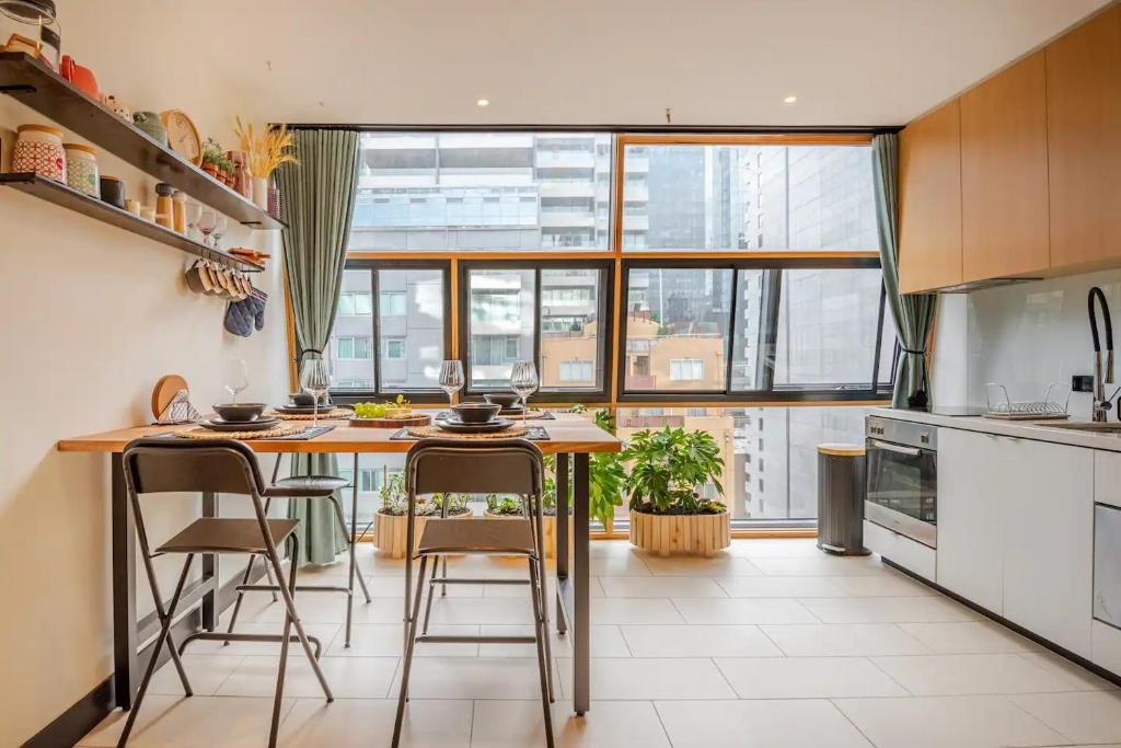 Riverside Apartment Melbourne CBD, Melbourne (updated prices 2025)