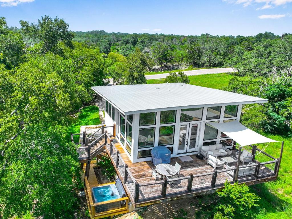 Happiness Ranch - Cypress Tree House, Blanco (updated prices 2026)