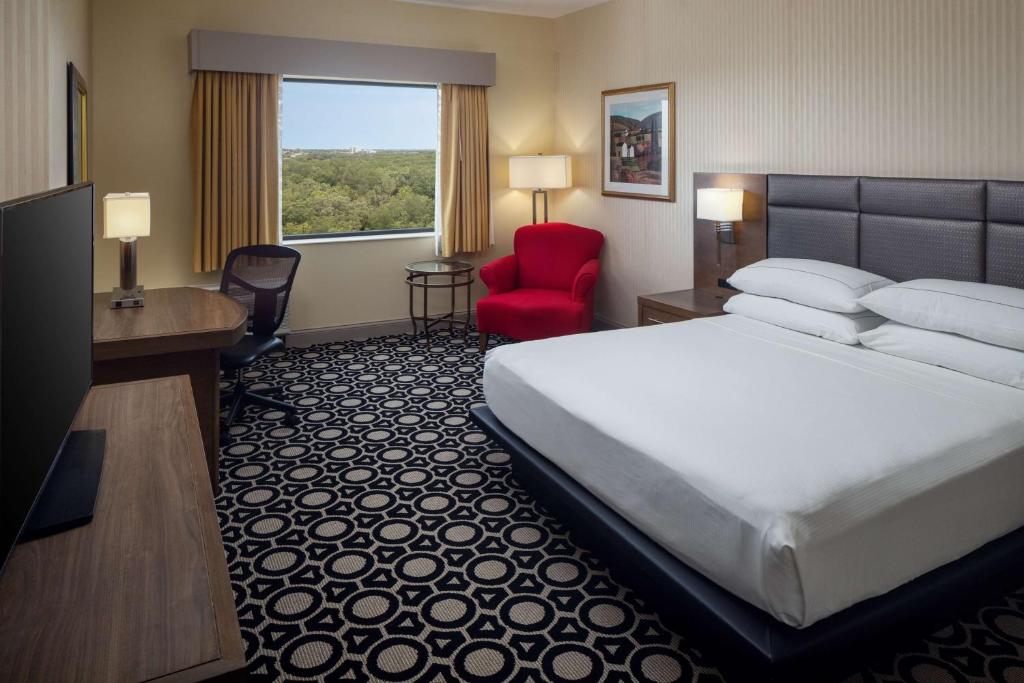 Hilton Chicago/Northbrook, Northbrook (updated prices 2025)