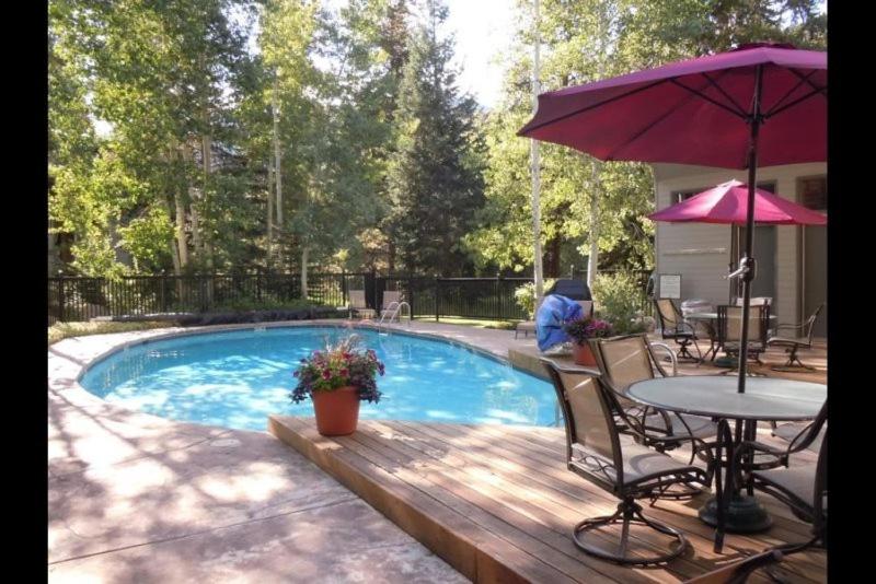 3 Bedroom Residence In Cascade Village Next To Chair Lift 20 And ...