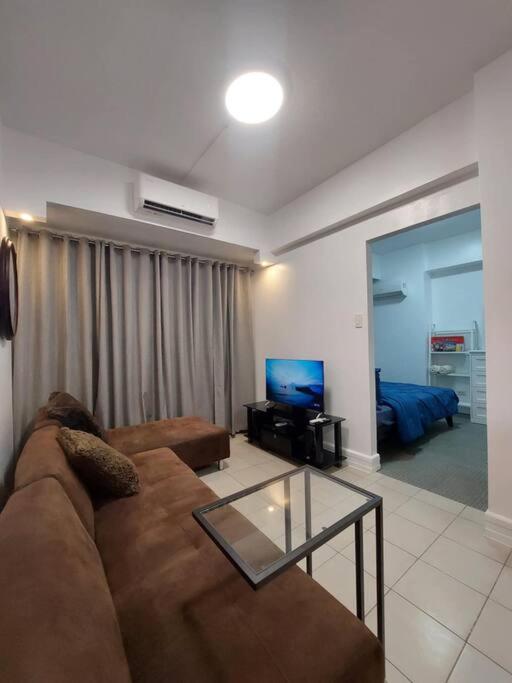 1BR Forbeswood Parklane Near Burgos Circle BGC, Manila (aktualisierte ...