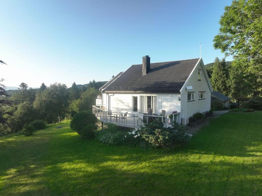 Et helt hus med utsikt! 10 min fra Trondheim sentrum, Trondheim ...