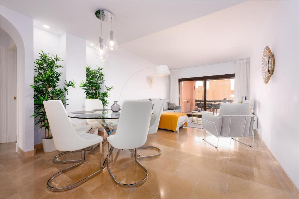 Coto Real 2408 Kiznos, Manilva (tarifs actualisés, 2026)