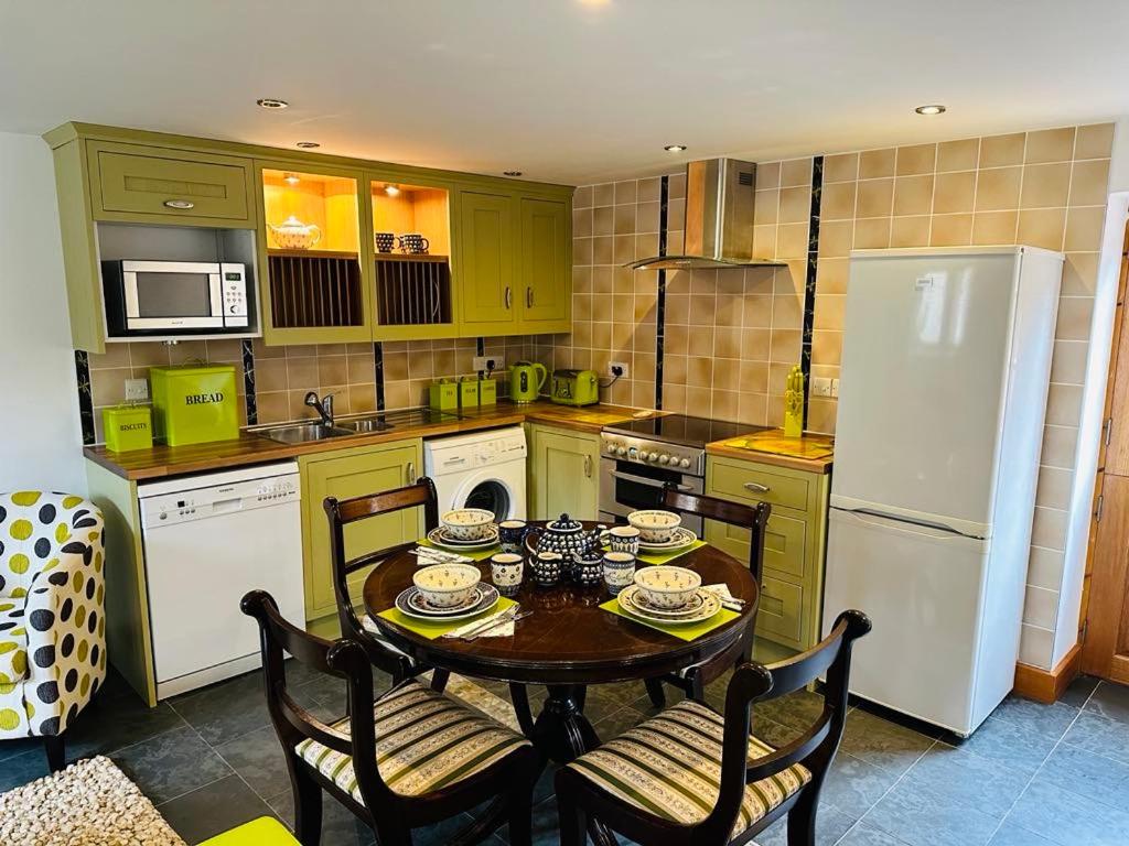 Lime Cottage - Great Houndbeare Farm Holiday Cottages, Aylesbeare ...