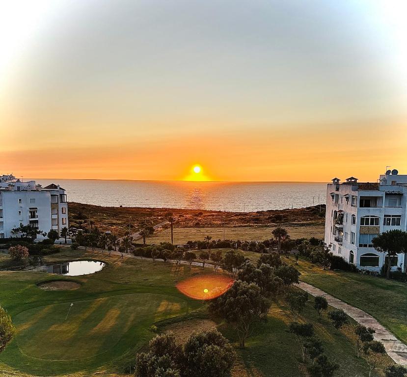 APPARTEMENT DELUXE A MARINA GOLF ASsILAH, Asilah (updated prices 2025)