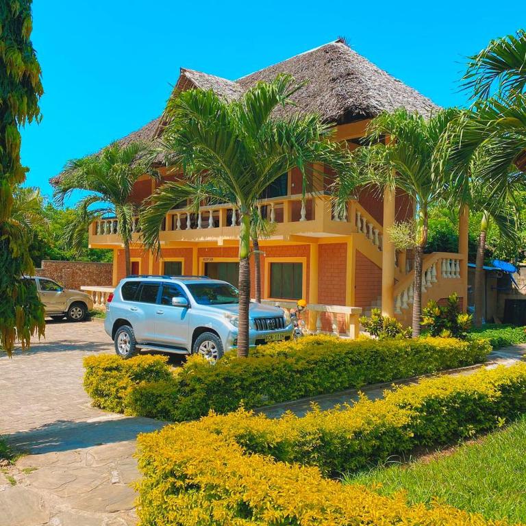 Diani cozy cottage camp, Diani Beach (updated prices 2026)