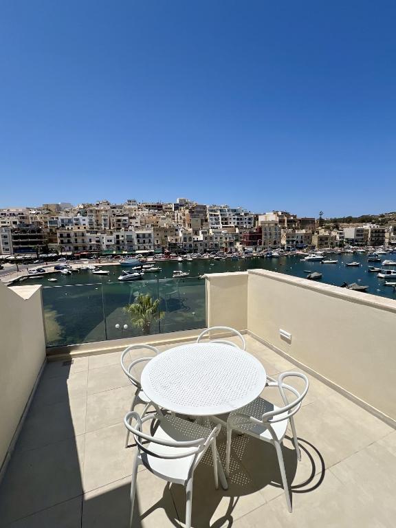 Marsascala Seafront Penthouse, Marsaskala (updated prices 2025)