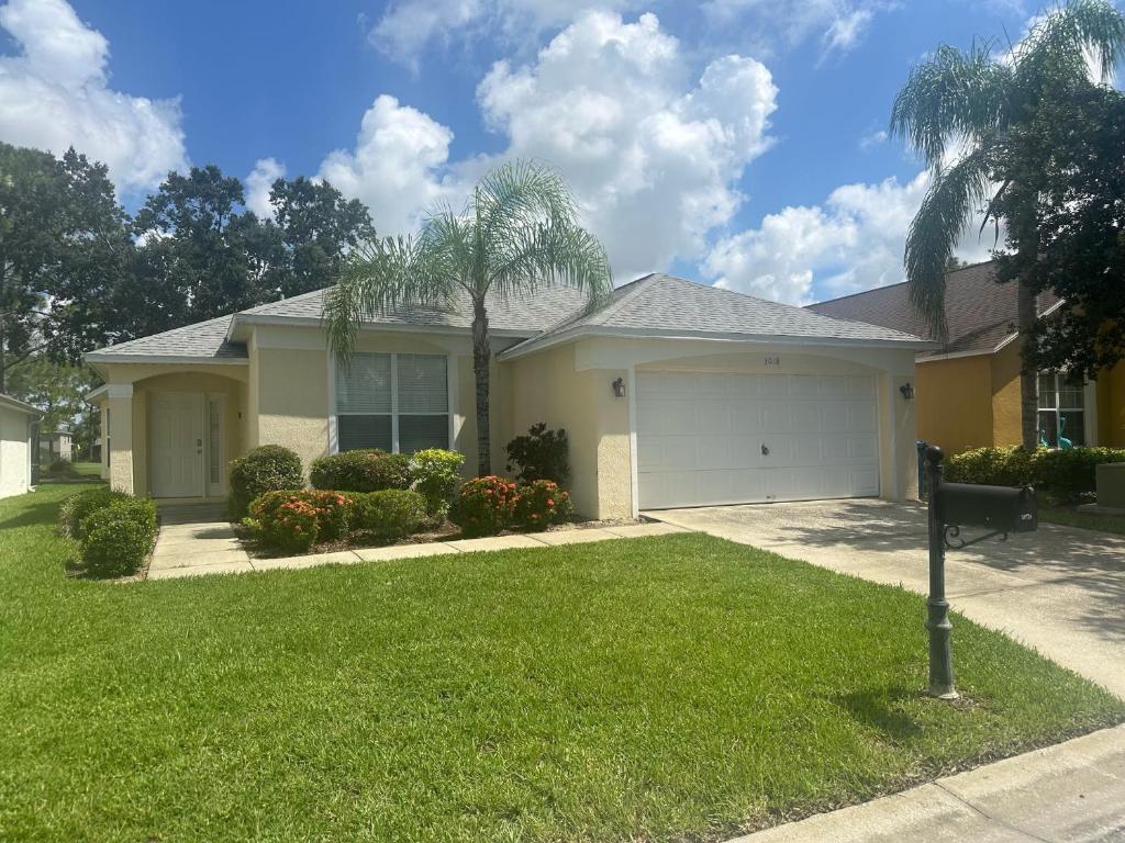 Beautiful 4-Bedroom Pool Villa in Southern Dunes with a Golf Course ...