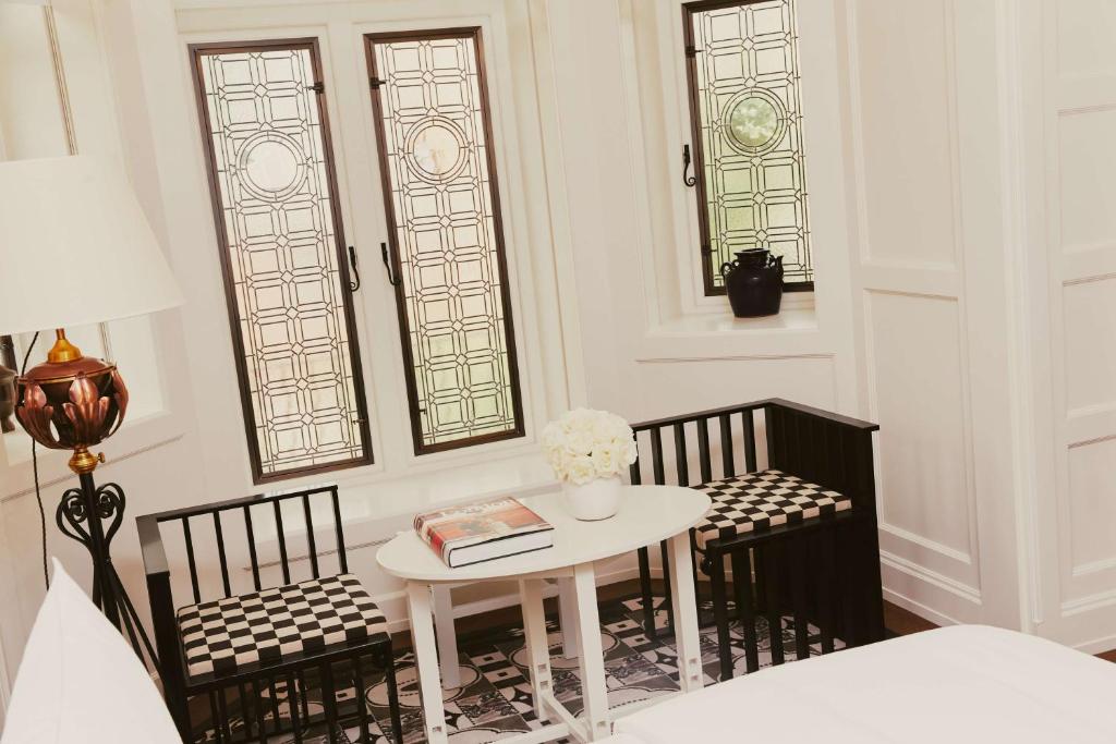 At Sloane, London (updated prices 2026)