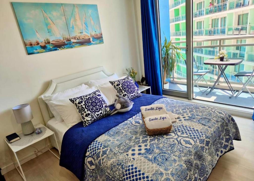Suite Life Azure Staycation, Manila (updated prices 2025)