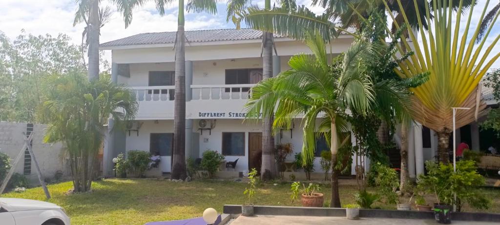 Different Strokes Cottage, Diani Beach (updated prices 2026)