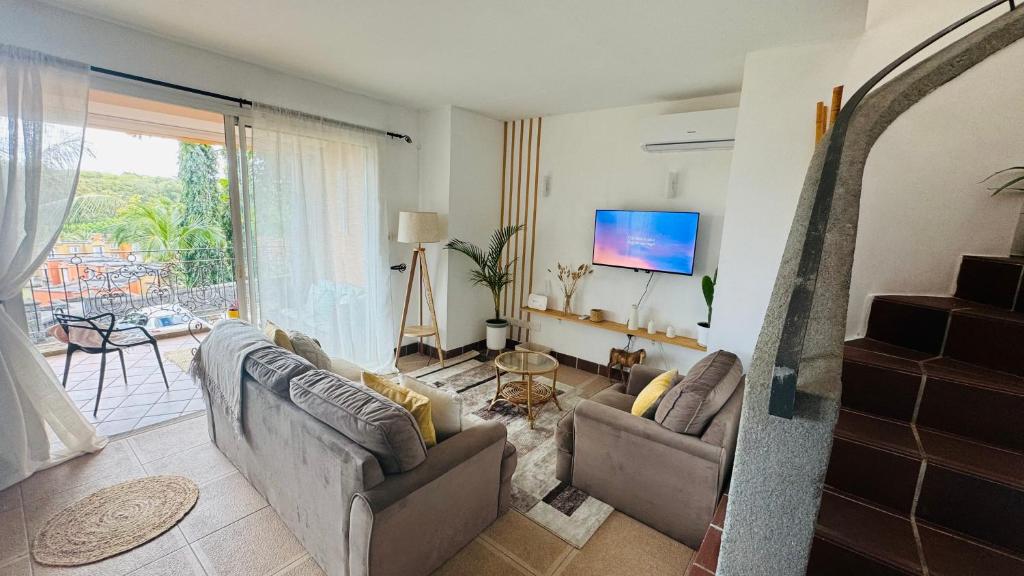 Port Chambly Riverfront, Terre Rouge (updated prices 2026)