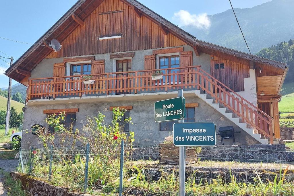 Sous l'Alpette en Chartreuse, Saint-Pierre-dʼEntremont (precios ...