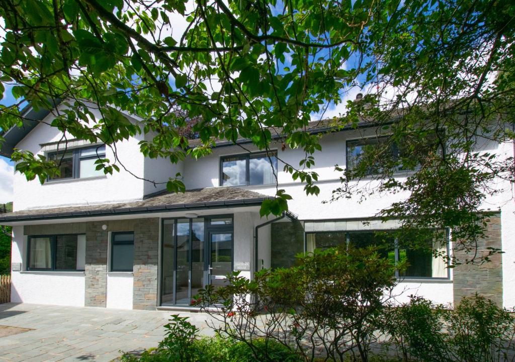 Oakdene House, Chapel Stile (updated prices 2025)