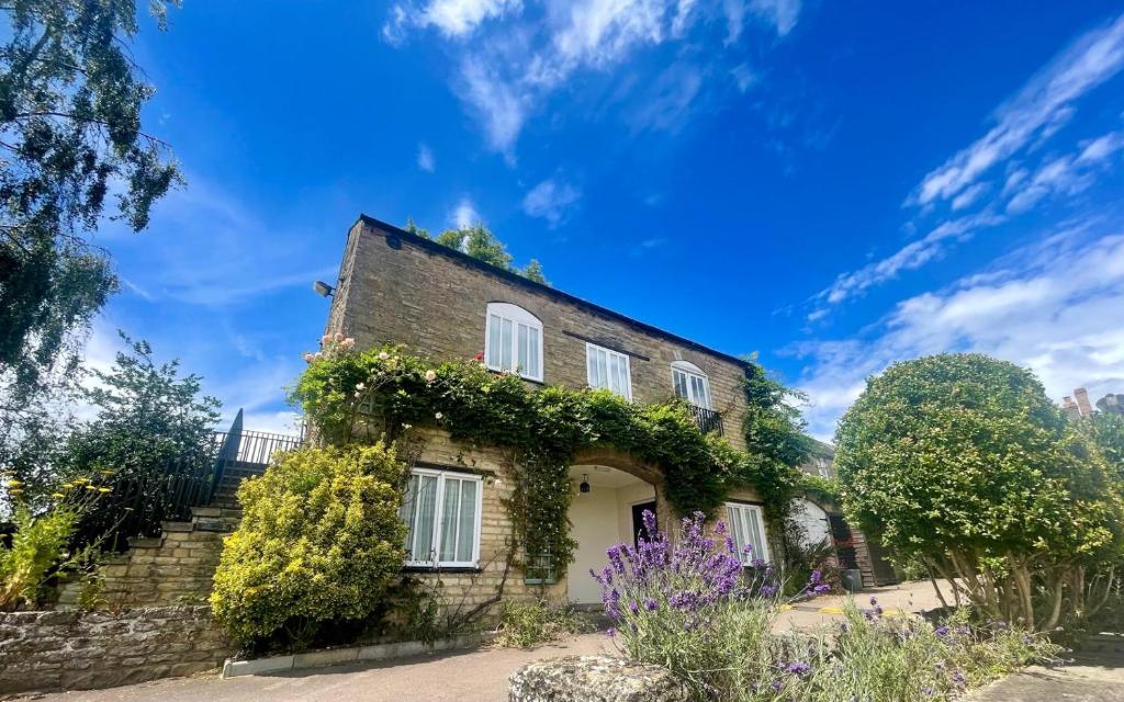 The Ship Inn, Oundle (updated prices 2025)