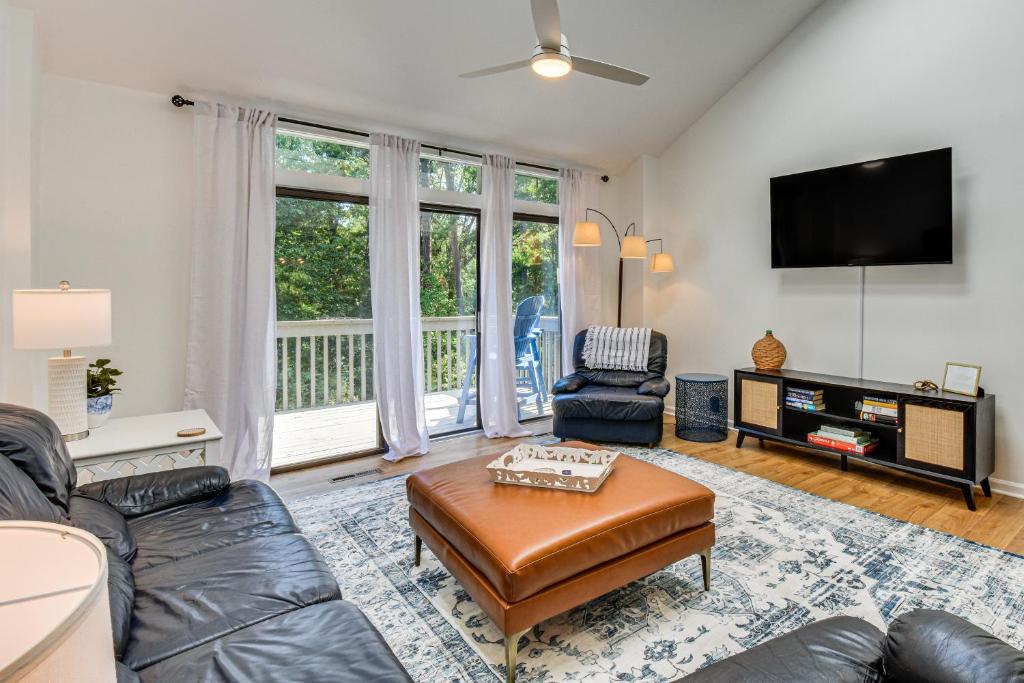 Keowee Key Condo with Lake Access and Community Pools!, Salem (updated ...