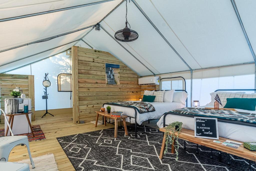 Timberline Glamping Orange Beach, Gulf Shores (updated prices 2026)