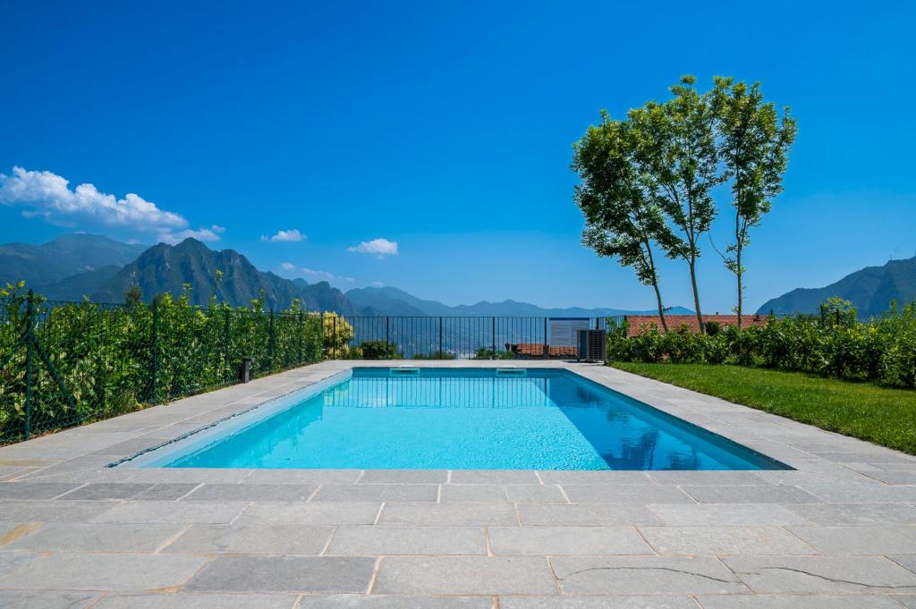 Italian Vacation Homes - Lakeview Heaven Retreat, Esmate (aktualisierte ...