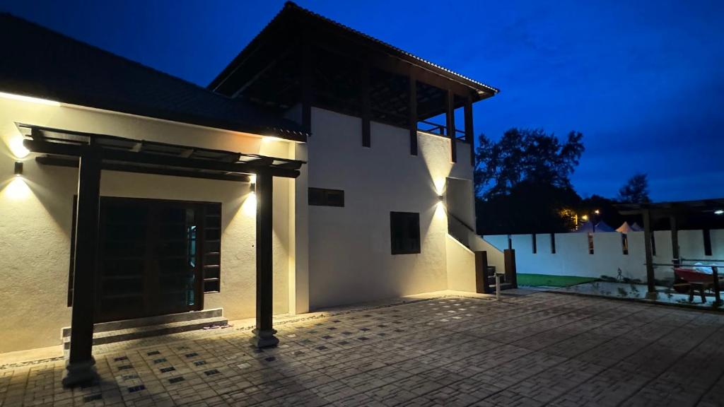 Charis Tanjong Jara Villa Emerald, Dungun (updated prices 2026)