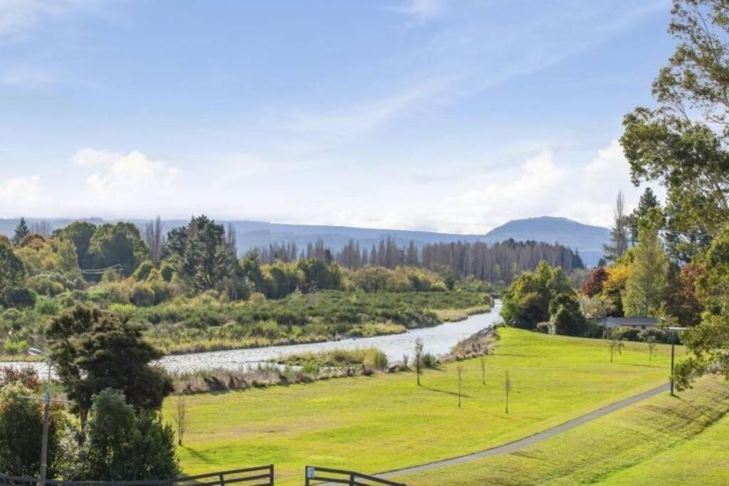 The Lake House, Turangi (updated prices 2025)