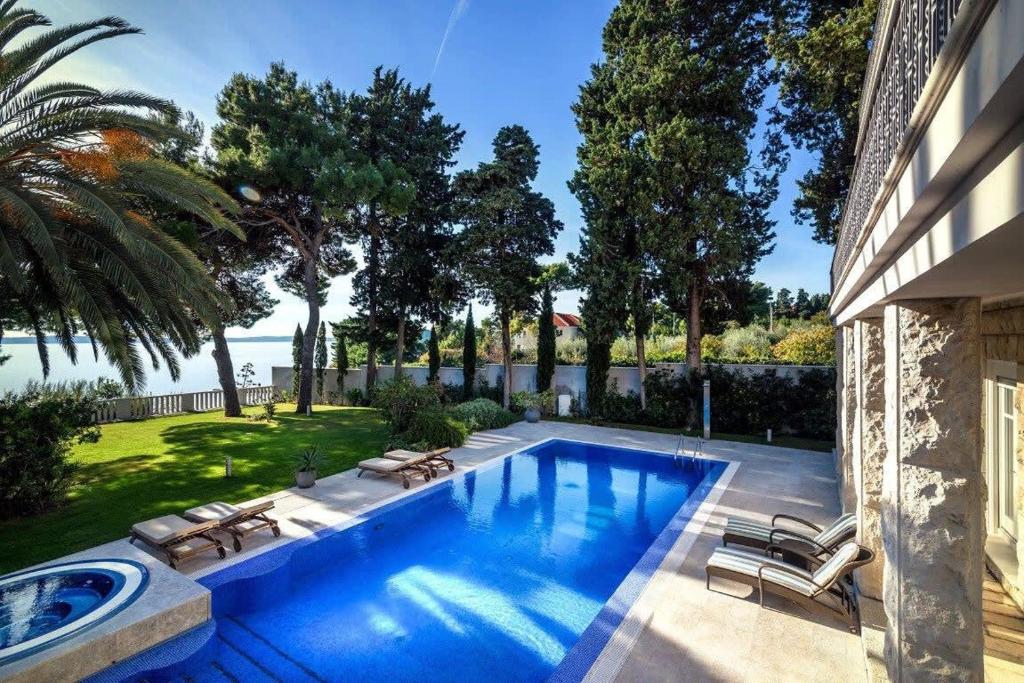 Fancy Modern Villa with Deluxe Interior, Split (aktualisierte Preise ...