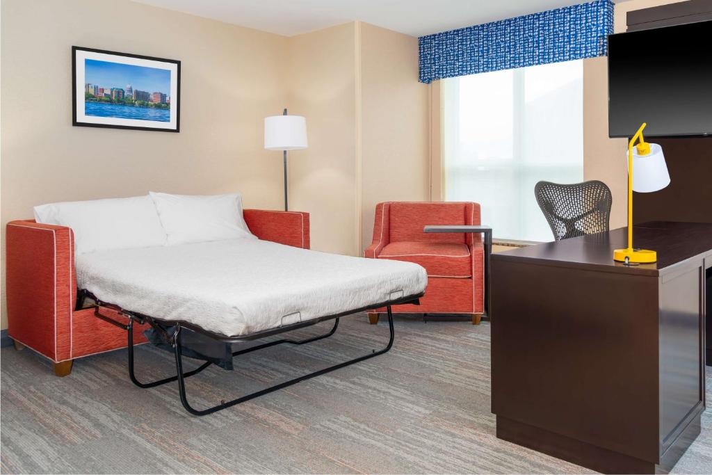 Hampton Inn & Suites Madison Downtown, Madison (updated prices 2025)