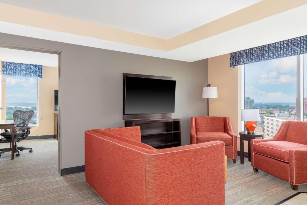 Hampton Inn & Suites Madison Downtown, Madison (updated prices 2025)