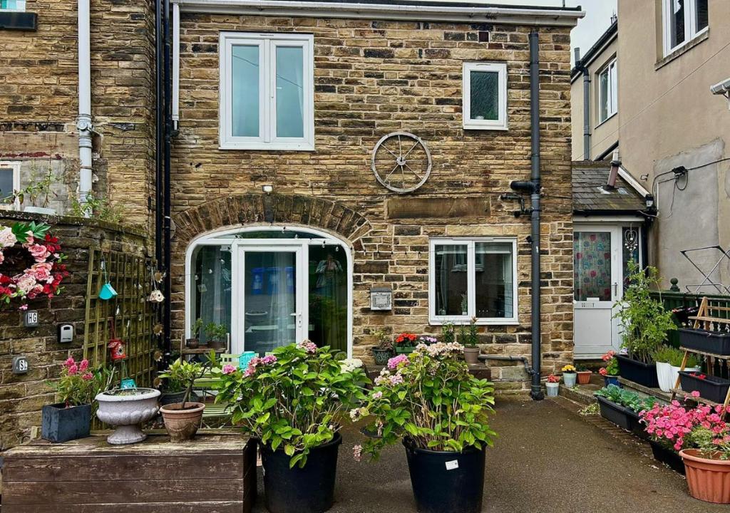 Stay Angels - Hidden Gem, Nether Edge (updated prices 2026)