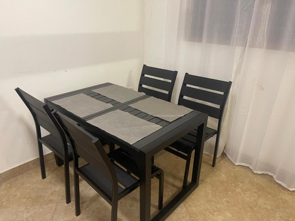 Nsoroma, Kantinkronu (aktualisierte Preise für 2025)