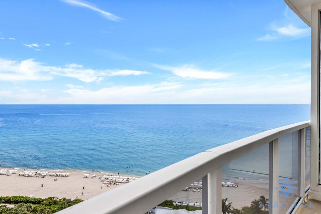 Deluxe Studio Ocean View Premium Amenities, Sunny Isles Beach (updated prices 2026)