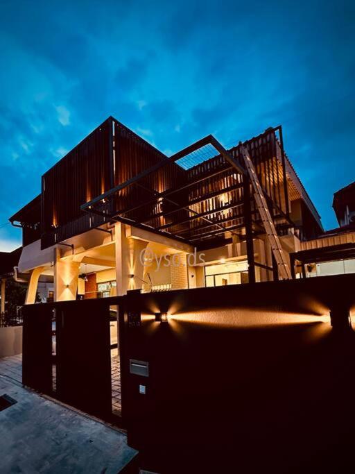 New Grand Muji Style Villa at Central Penang 16pax, Bukit Lada (updated ...