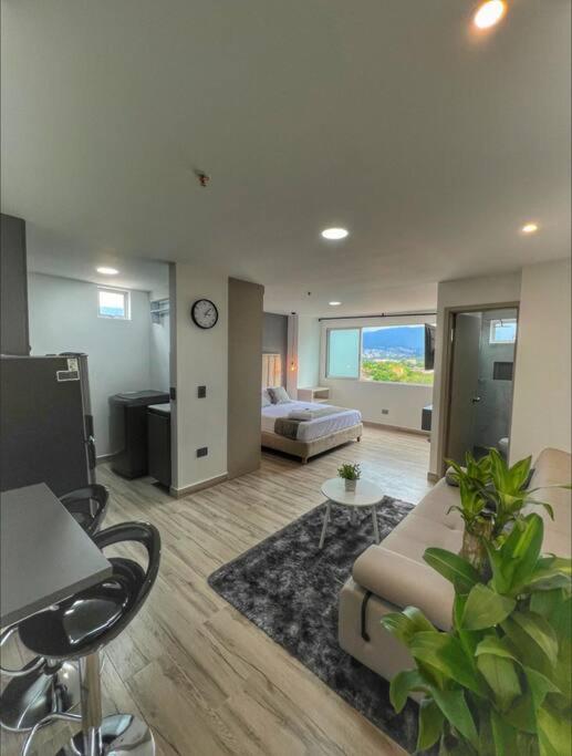 Loft Confort in Torre Zurich Medellin 903, Medellín (updated prices 2024)