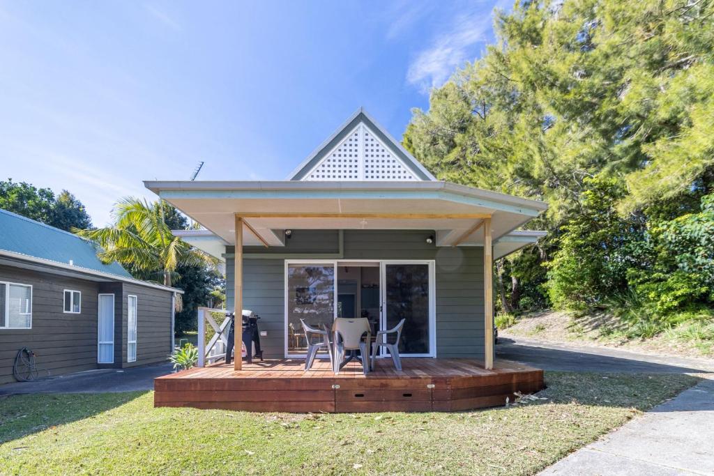 Sea Shell Chalet at Berrara Chalets, Berrara (updated prices 2026)
