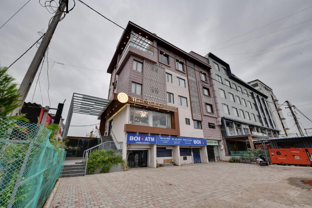 HOTEL RADHIKA, Dwarka (updated prices 2025)