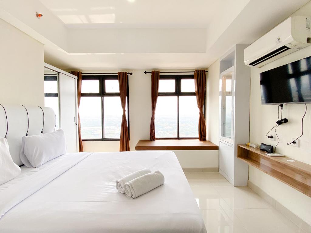 Modern Look Studio at Pollux Chadstone Apartment By Travelio, Cikarang ...